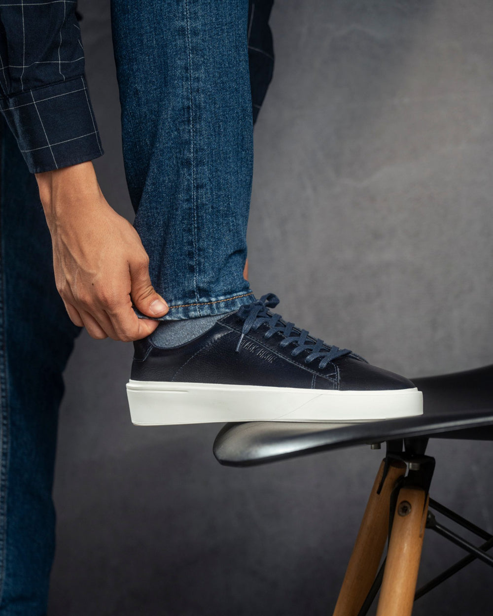 Calzado Tenis Versátil en Cuero para Hombre | Black Bison